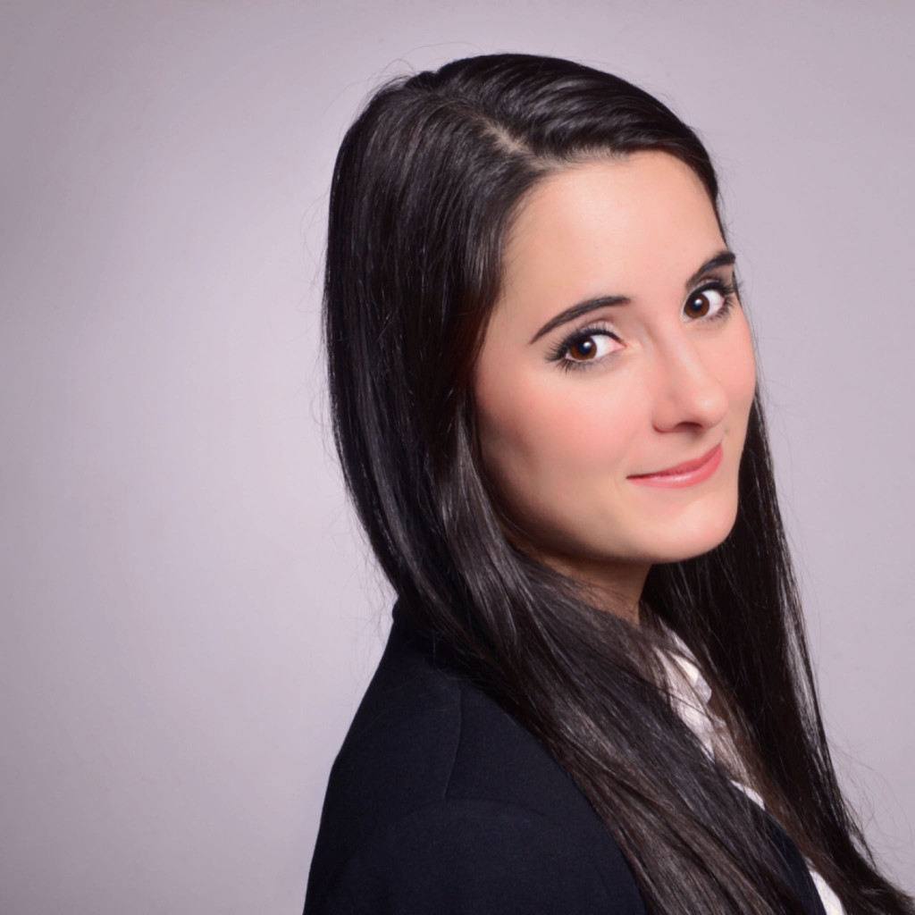 Hannah Scherer - Institutional Sales Manager - DWS International GmbH ...