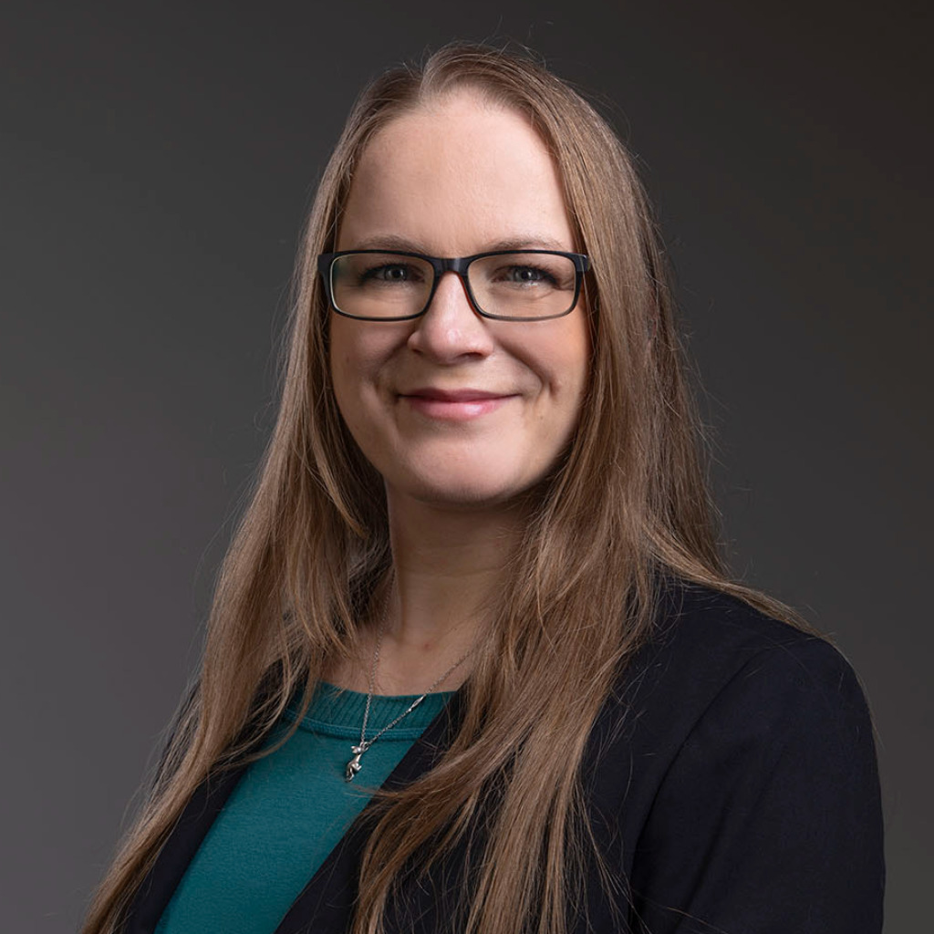 Elisabeth Traxler - Mechatronik (Fernstudium) - Wilhelm Büchner ...