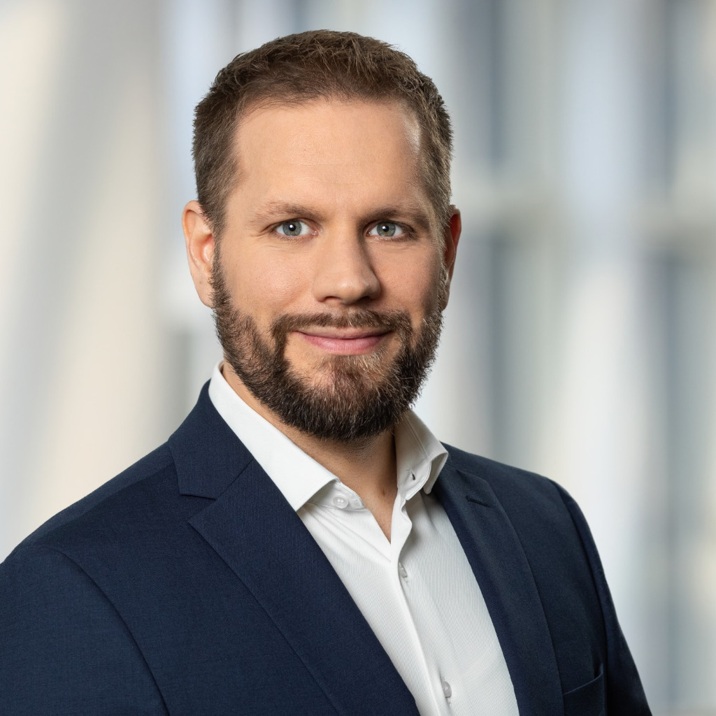 Adrian Andreas - Manager Marketing Data & MarTech - cosnova GmbH | XING