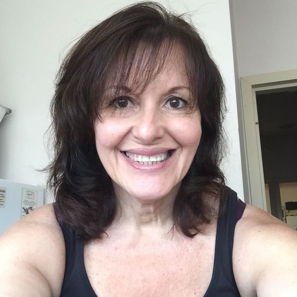 Karen Rios - HR Manager - H World International | XING