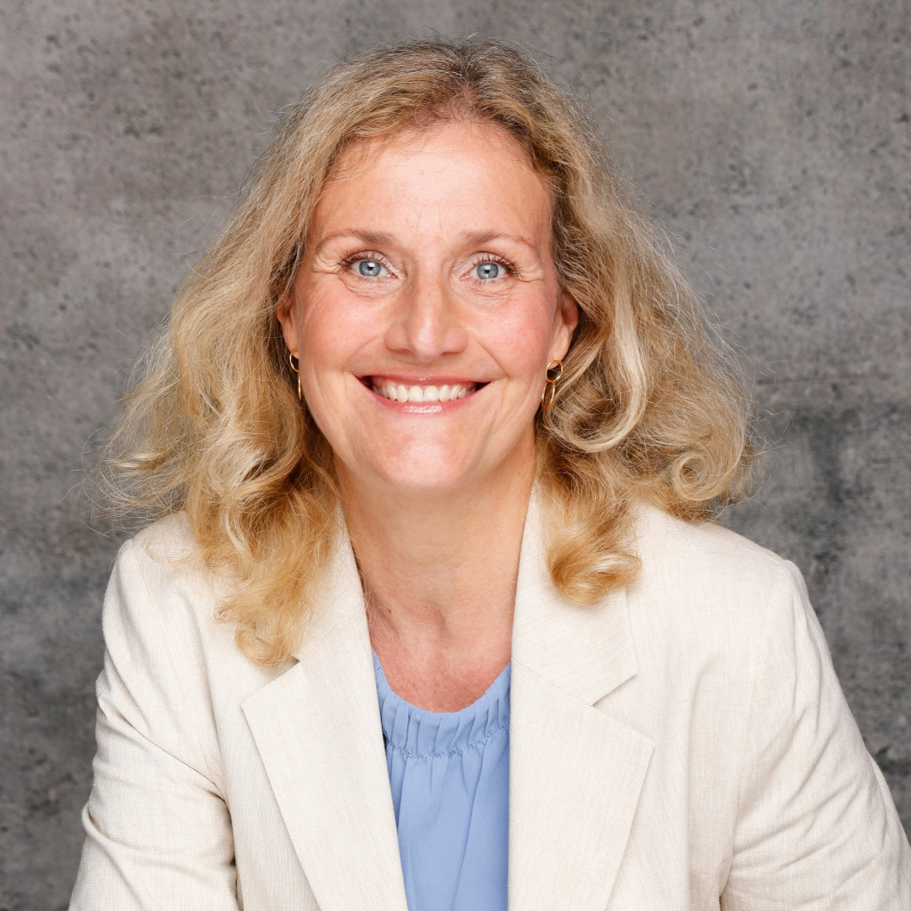 Sandra Hans's Instagram, Twitter & Facebook on IDCrawl