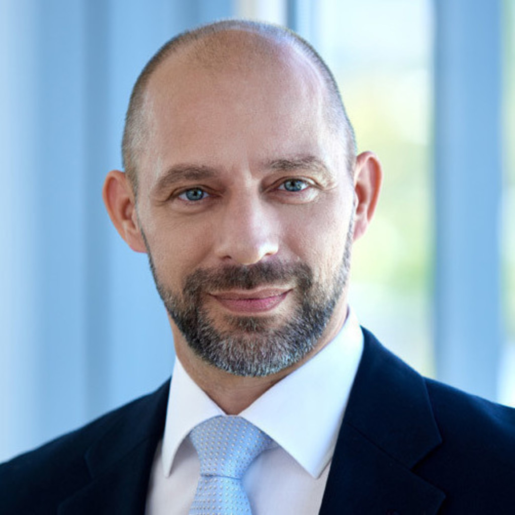 Torsten Reinhard - Senior Manager Consumer Finance - Group Treasury ...