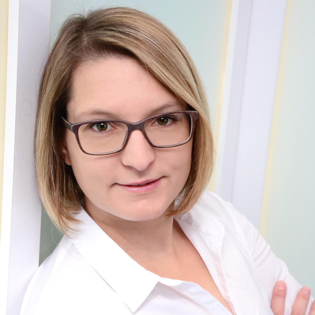 Christine Aßmann - Betriebswirtschaft - FH Ansbach | XING