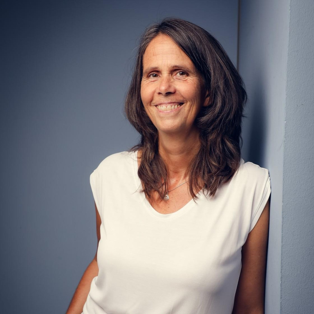 Sabine Müller - Propertymanagerin Gewerbeimmobilien - H. Schmelzer ...