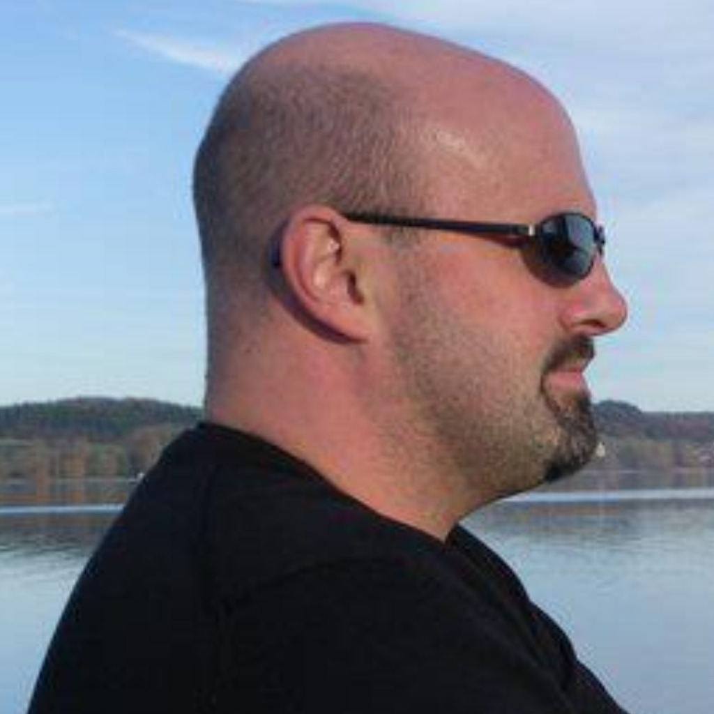 Alexander Hoge - IT Teammanager Operation & Hosting - Capricorn ...