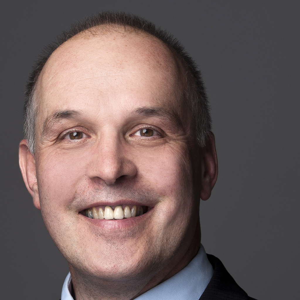 Dr. Uwe Rossow - Geschäftsführer / Inhaber - CCR GmbH & Co. KG (bis 09/ ...