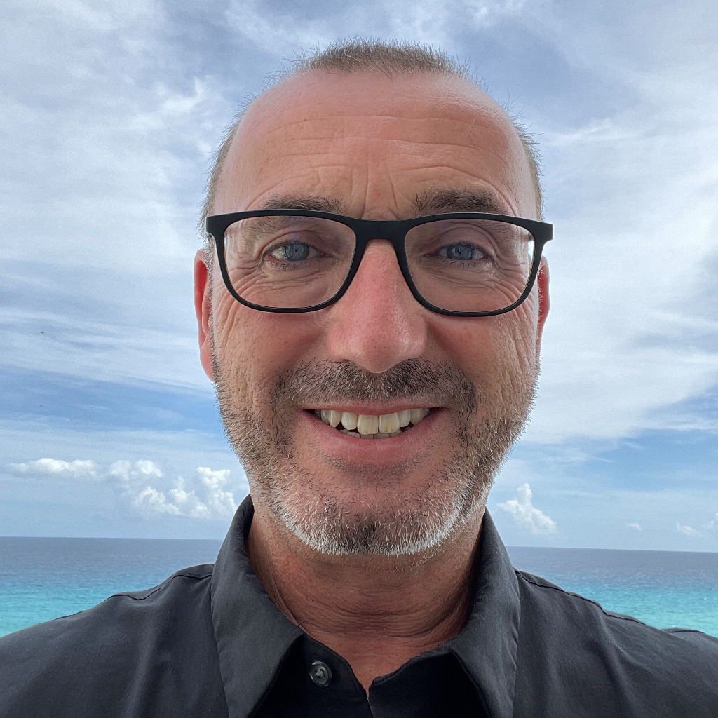 Ian Coyle - Chief Executive Officer (CEO) - Holiday Taxis Group | XING