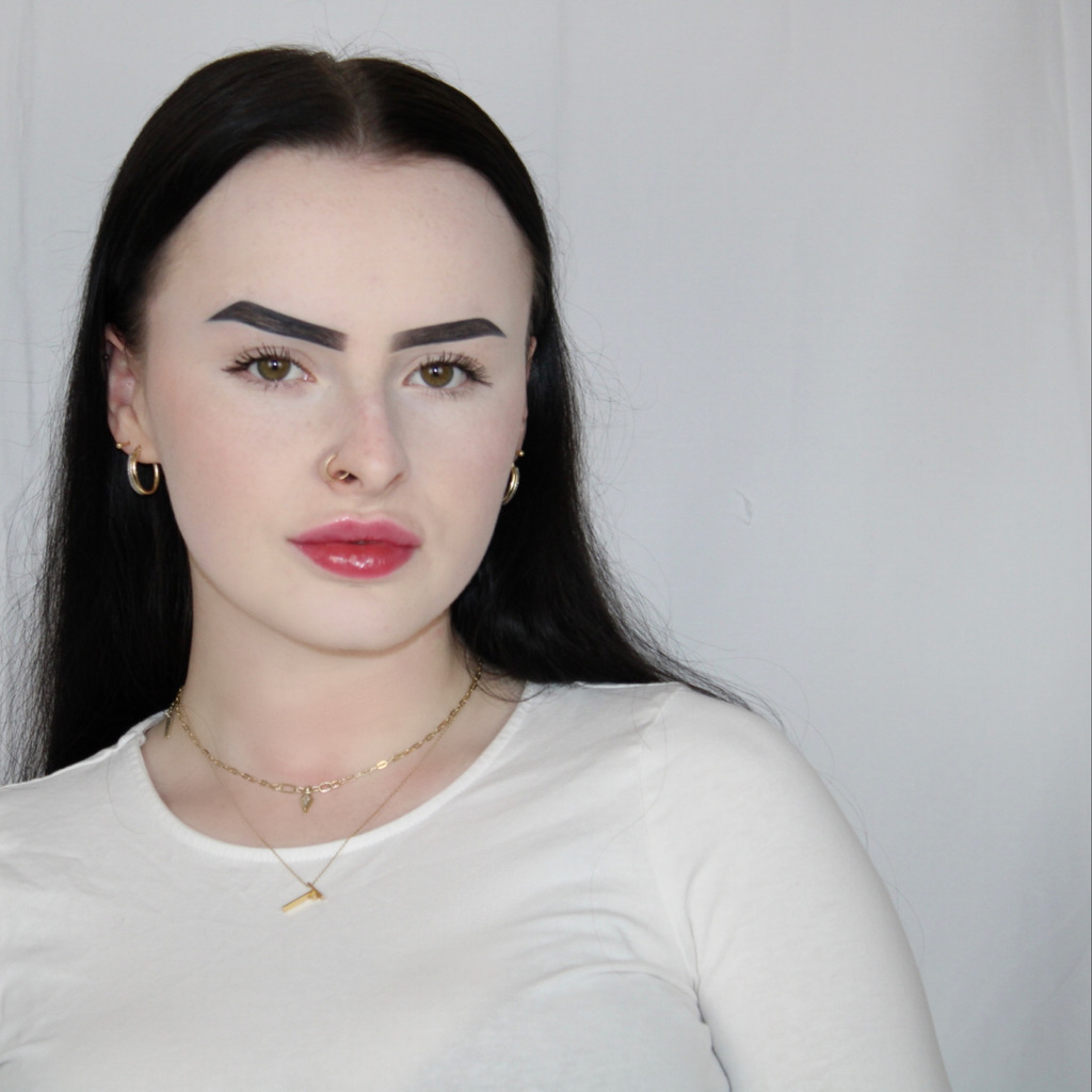 Lucy Hofmann - Kinderpflegerin - DIE KITA gGmbH | XING