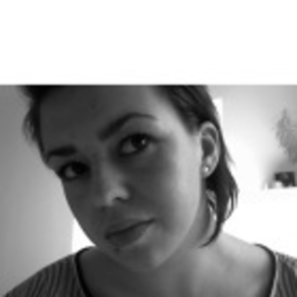 Maria Matlak - Junior Bookerin - IMM Europe - International Model ...