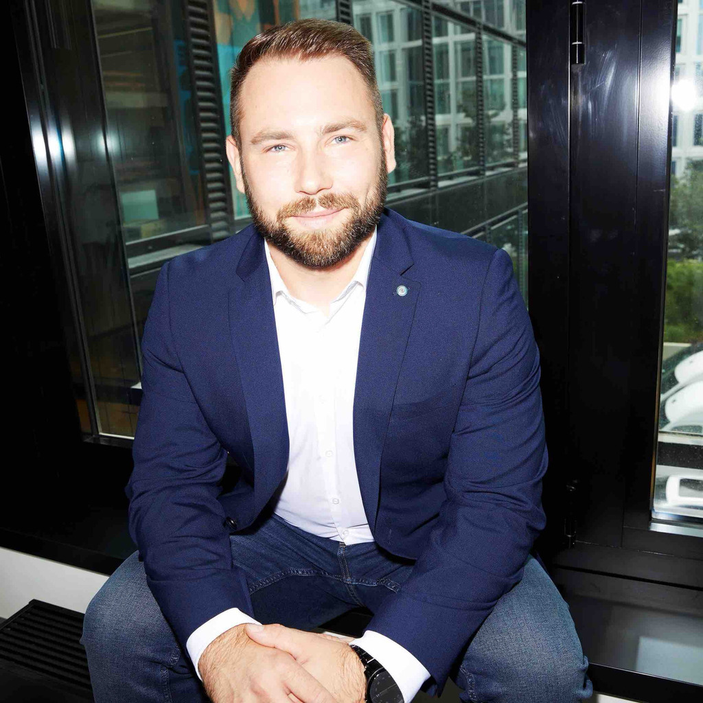 Martin Weigold - Manager Investor Services - Invest in Bavaria - Die ...