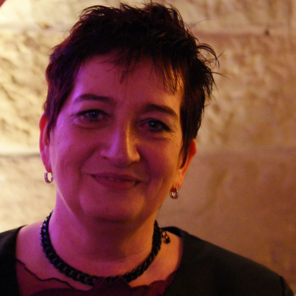 Gabriele Hartmann - Qualitätsmanagement - Kunststofftechnik Borgmann ...