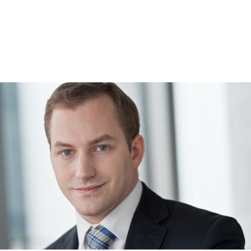 Jan Dzieko ski Vice Director PwC XING jan-dzieko-ski-vice-director-pwc-xing