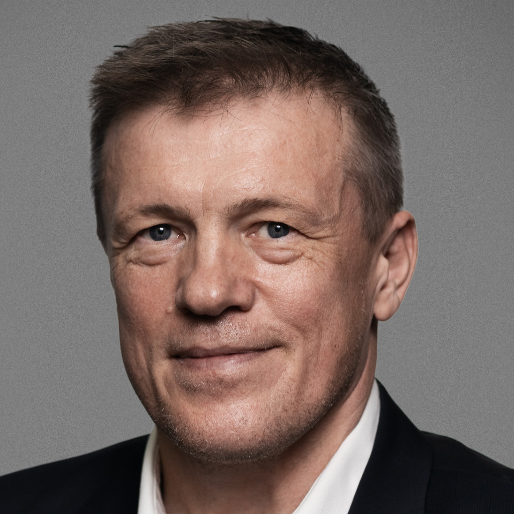 Peter Senger's Instagram, Twitter & Facebook on IDCrawl