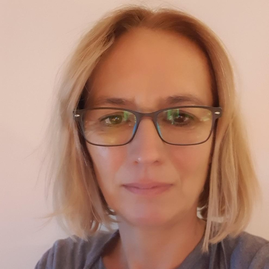 Annette Esser - Senior Customer Service Coordinator CE - ZOLL Medical ...