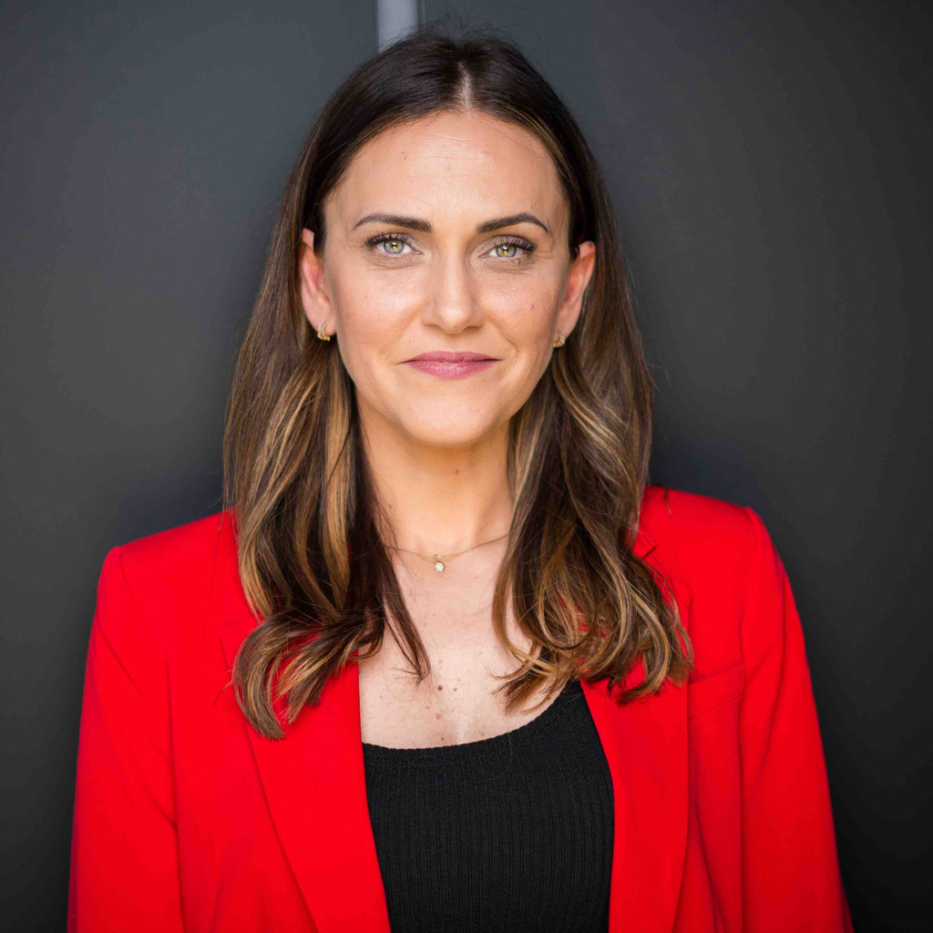 Olga Gaier - Marketing & Grafik, Ausbilderin nach AEVO - Enno Roggemann ...