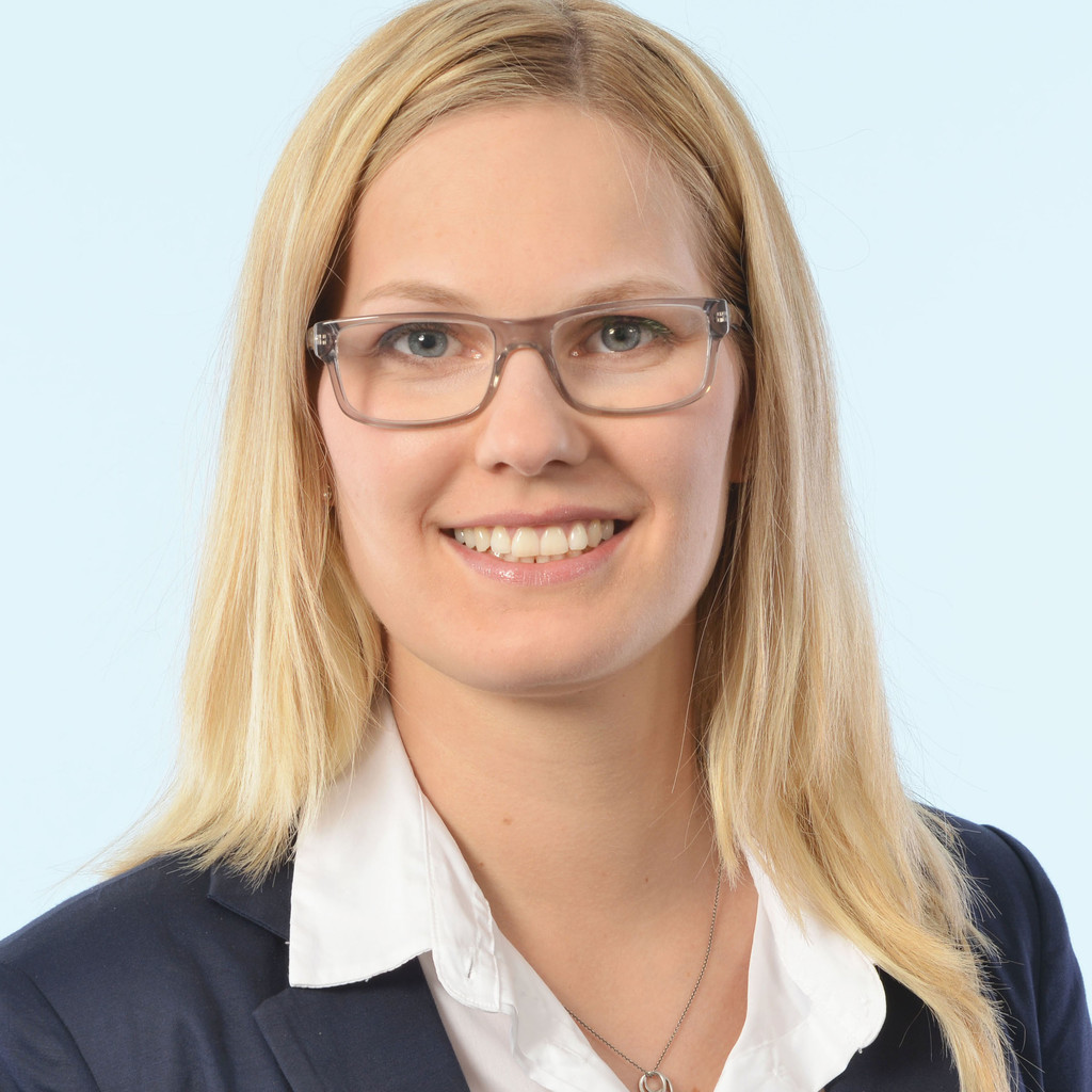 Julia Günther - Personalreferentin - Fresenius Medical Care | XING