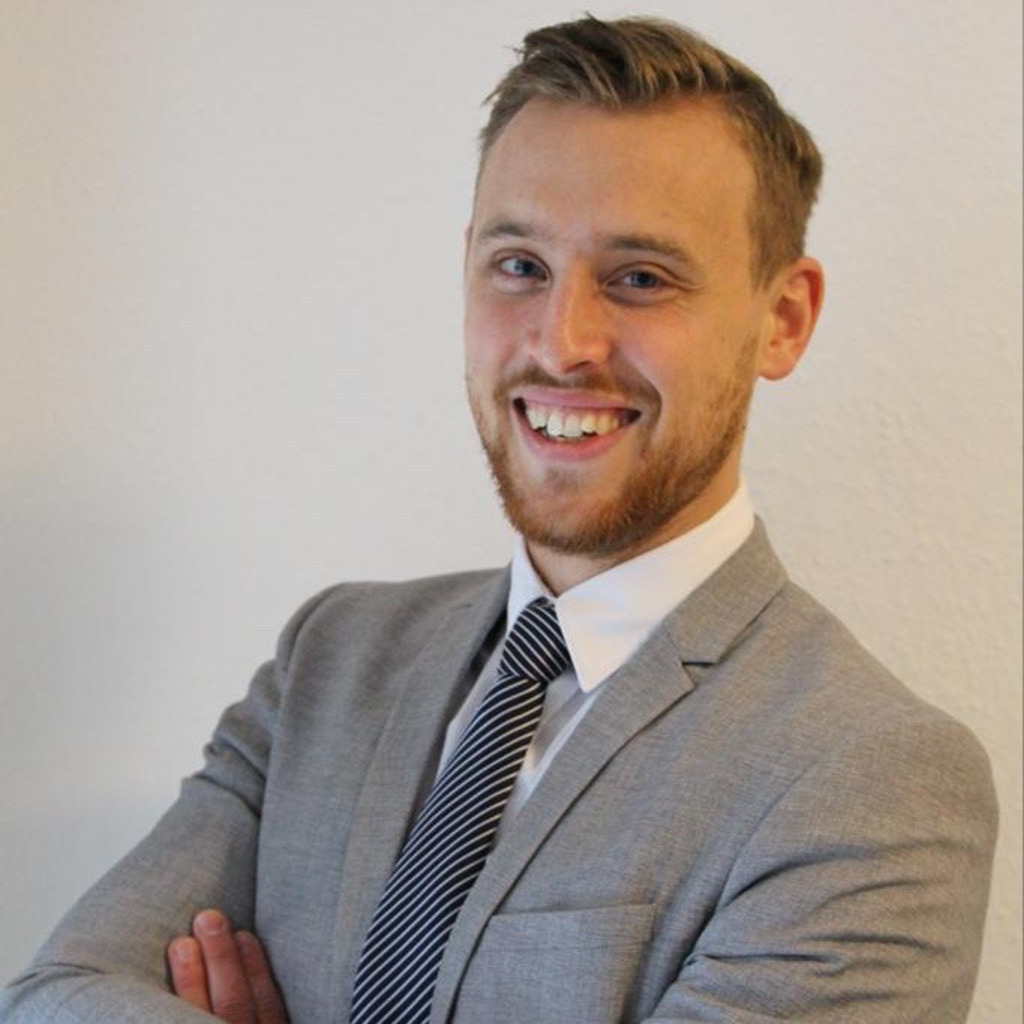 Dominik Schlich - Vermögensberater/ stellvertretender ...