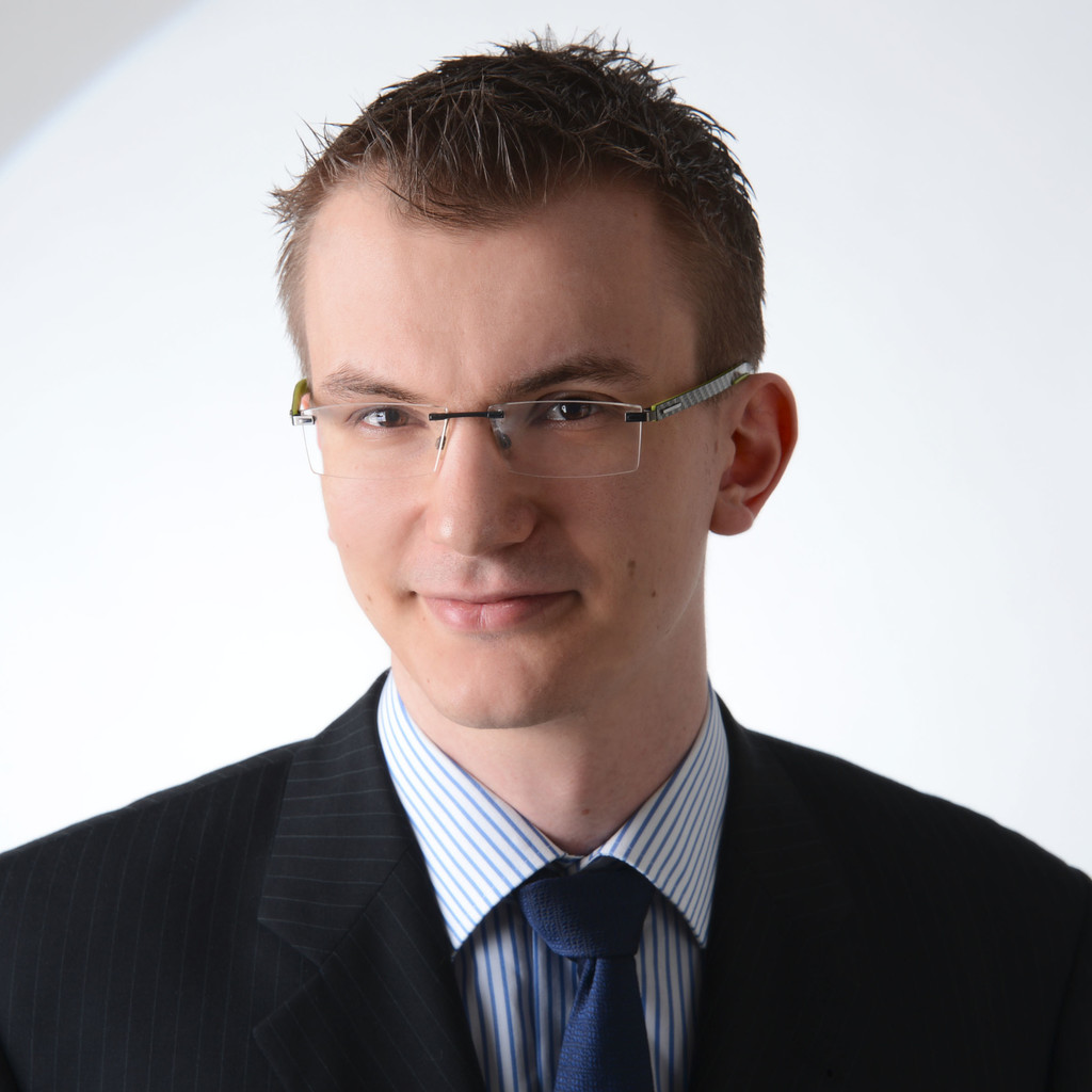 Robert Hausmann - Software Engineer - xPLM Solution GmbH | XING