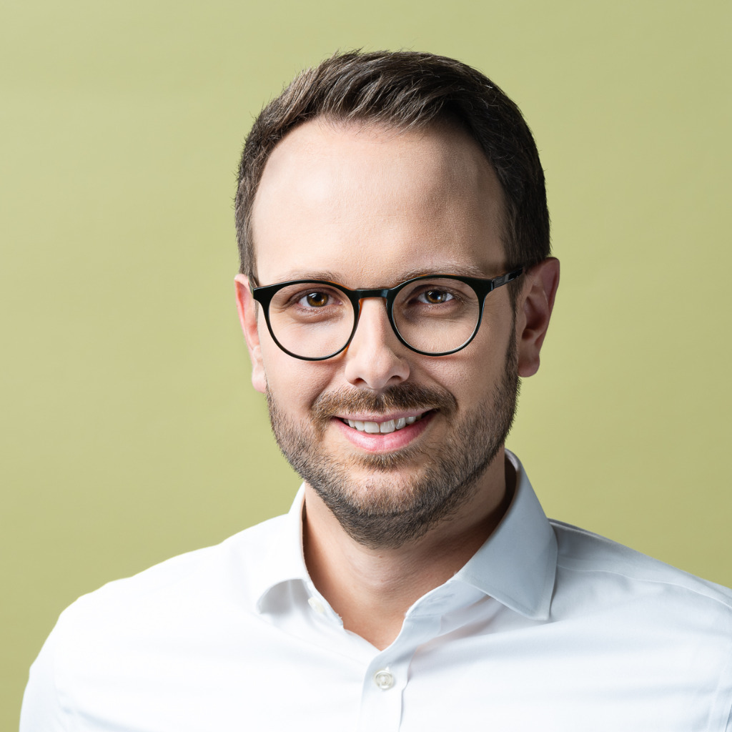 Tobias Junk - Head of Marketing - EAT HAPPY GROUP | XING