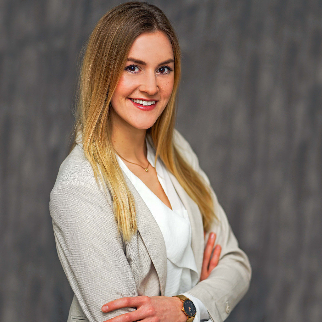 Nadine Holtkötter - Team Lead HRBP Operations - KARL STORZ SE & Co. KG ...