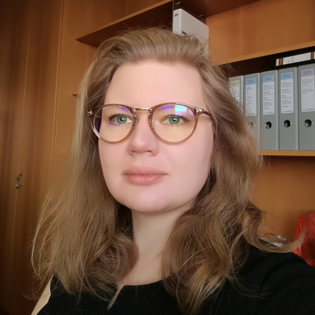 Mag. Andrea Freudlinger - Kaufmännische Leitung - DIRINGER & SCHEIDEL ...