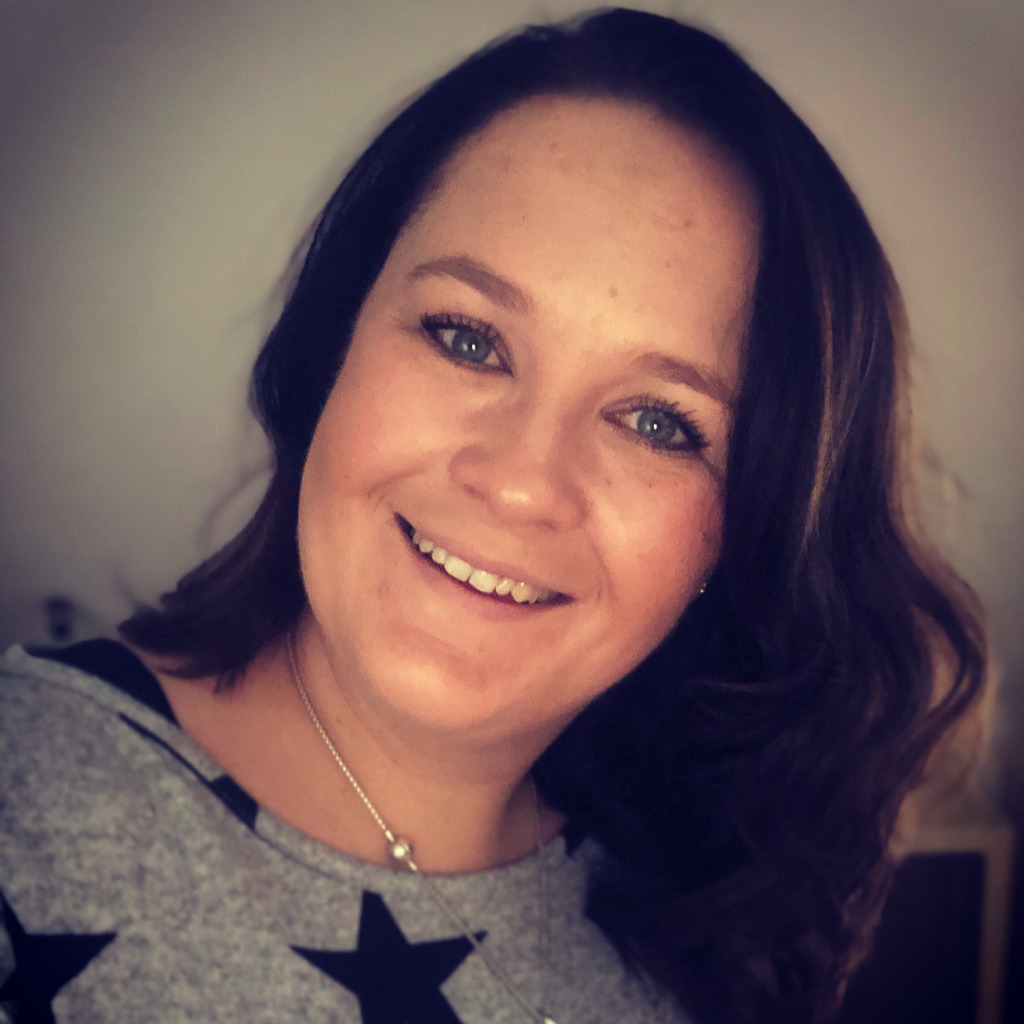 Stephanie Schell's Instagram, Twitter & Facebook on IDCrawl