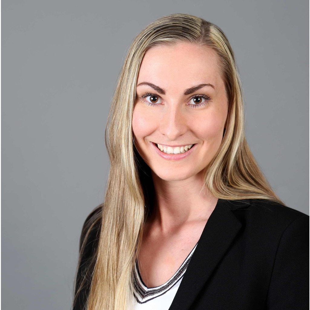 Anja Bender - Operations Manager Property Broker - AXA XL, a division of AXA | XING