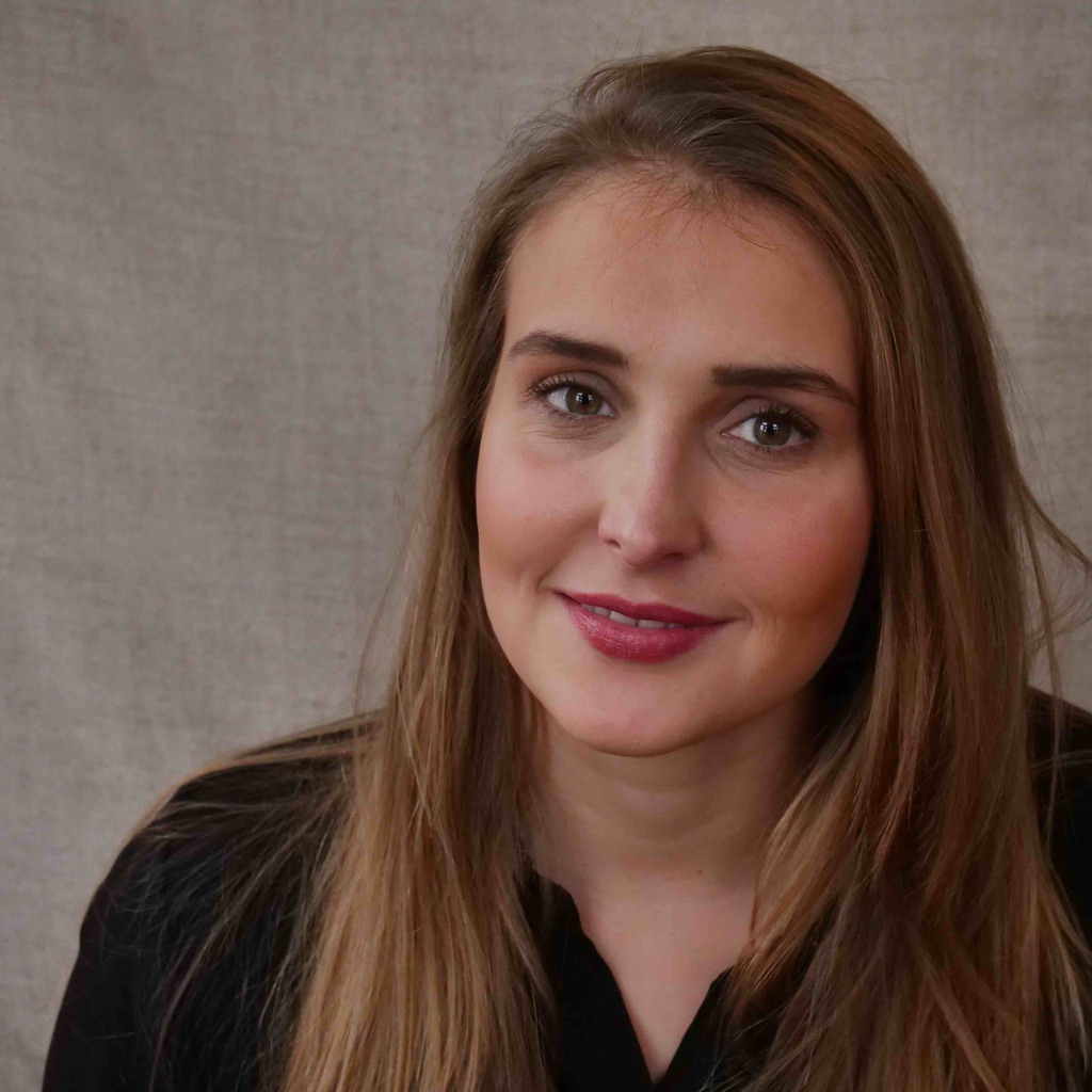 Julia Wolfinger - Junior Booker - Rothman Models GmbH | XING