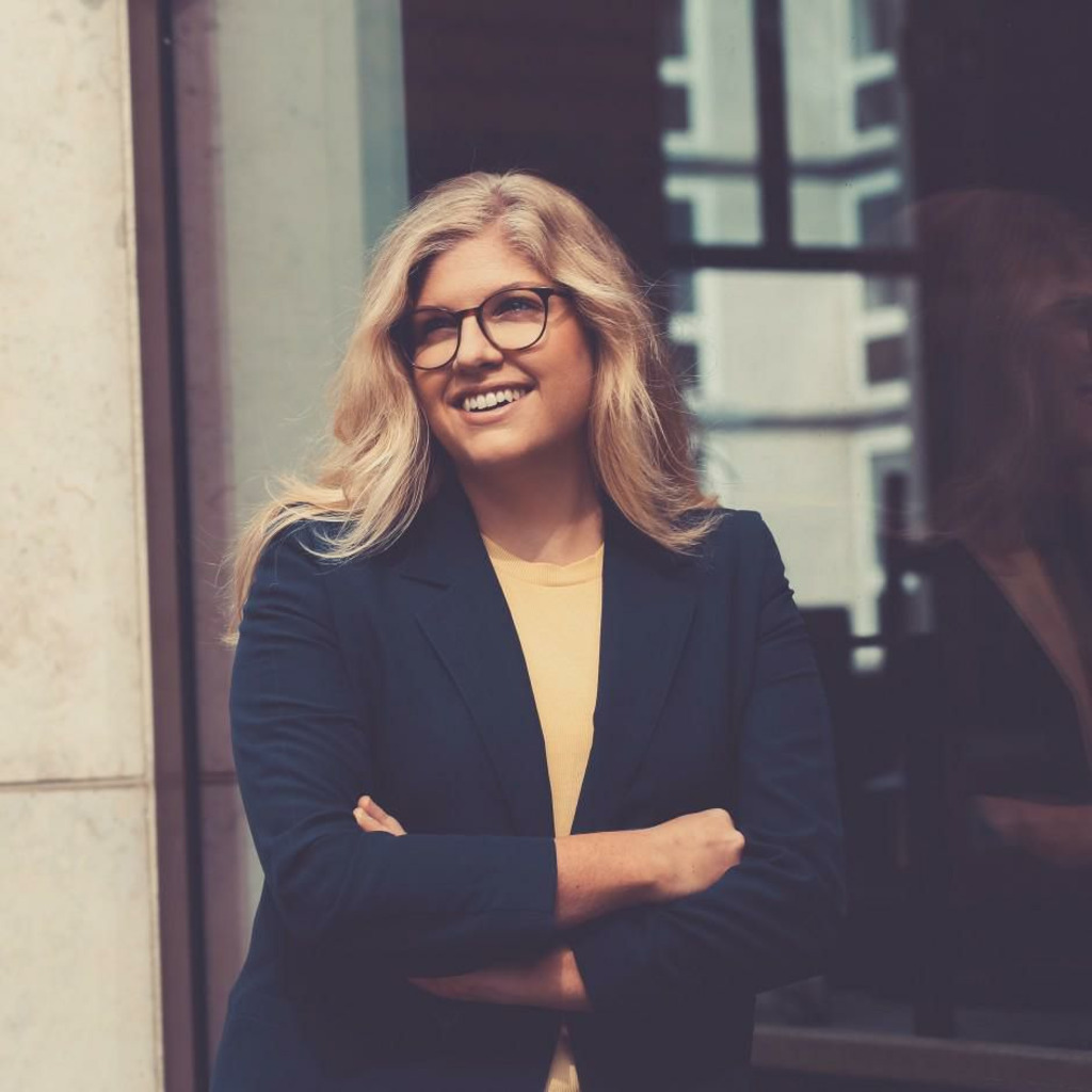 Anja Simon - Referentin Personalentwicklung - AGRAVIS Raiffeisen AG | XING