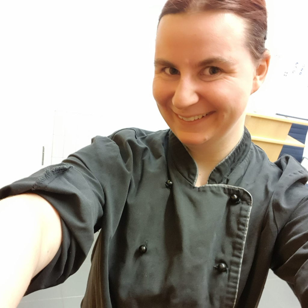 Sara Wirth - Stv Küchenleitung - Charleston Holding GmbH | XING