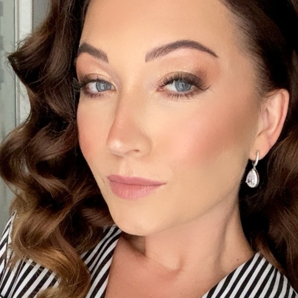 Ing. Julia Batzel - Managerin - Siemens Mobility GmbH | XING