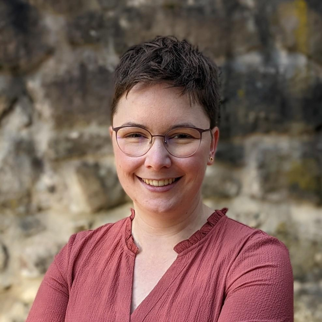 Lydia Schwarz's Instagram, Twitter & Facebook on IDCrawl