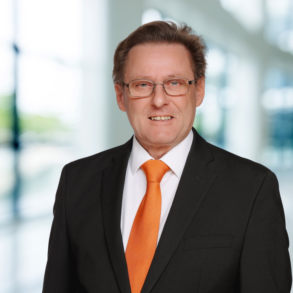 Thorsten Friedrich - Manager Clearing Fördermittelmanagement - OEW ...