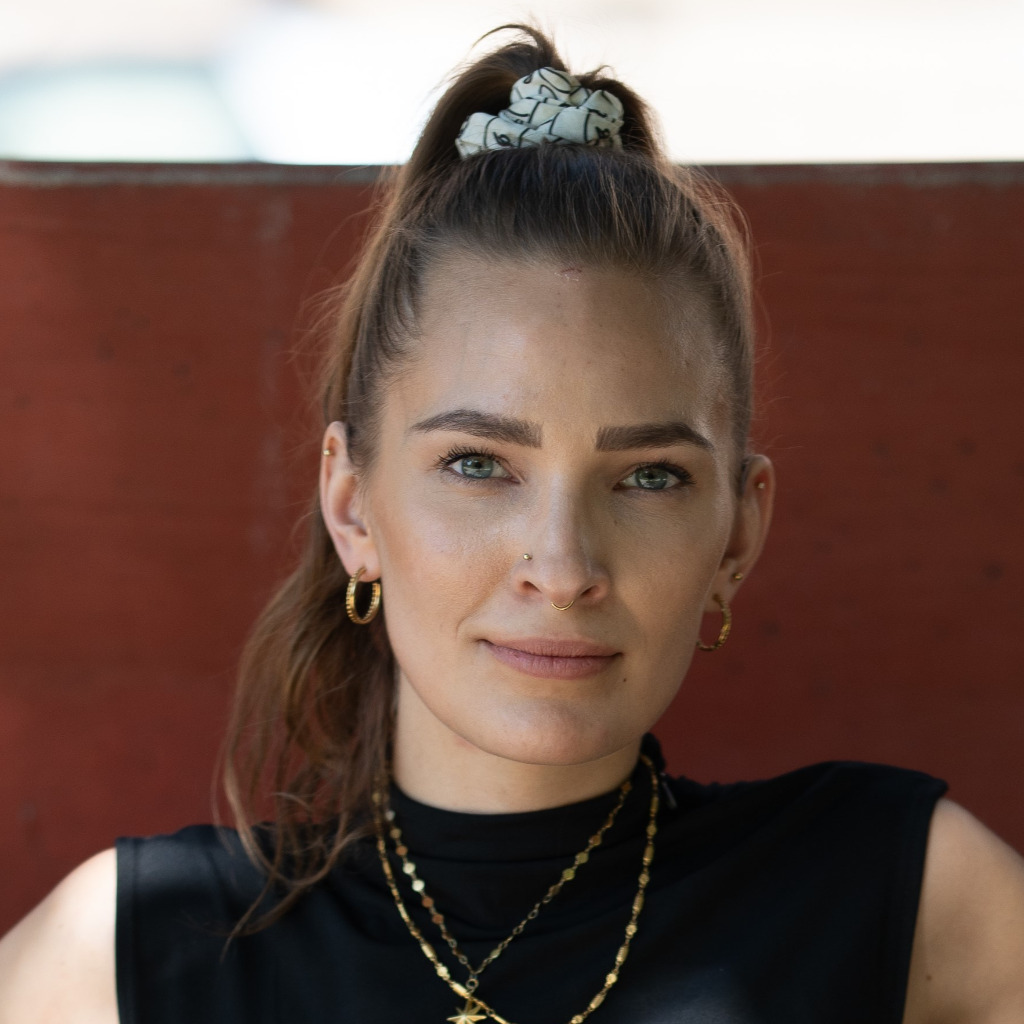 Alina Meyer - Werkstudent - DIS AG | XING