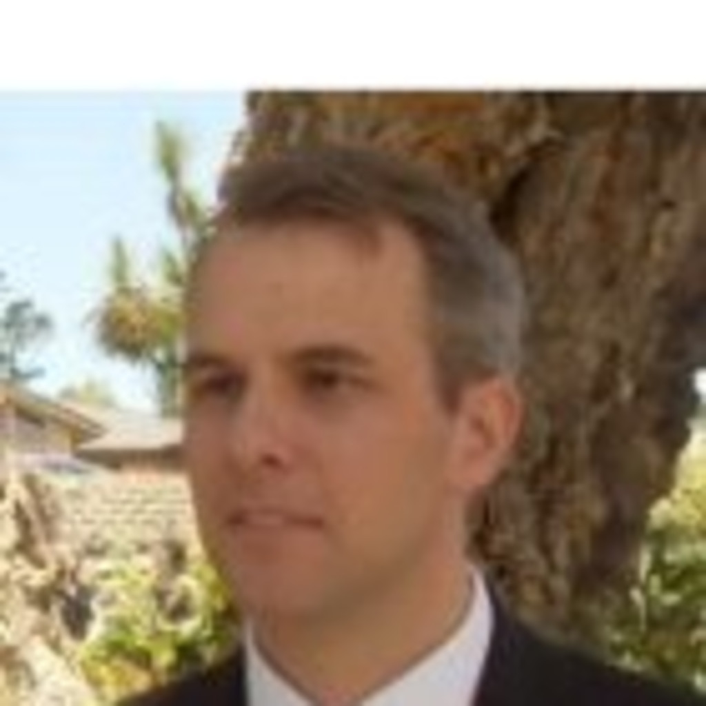 Dr. Simon Pfister - Financial Management and Business Administration ...