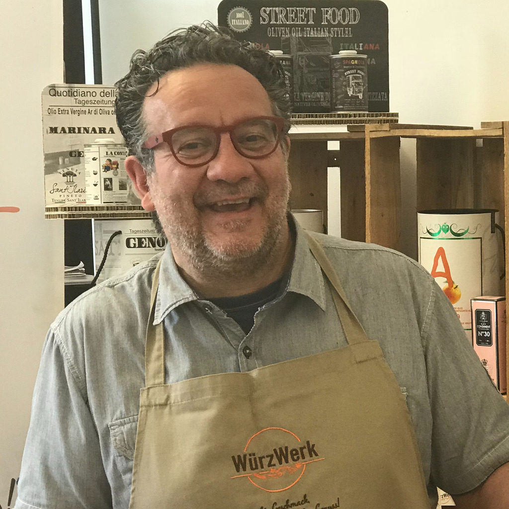 Stefano Suich - Chef - Selbstständig. | XING