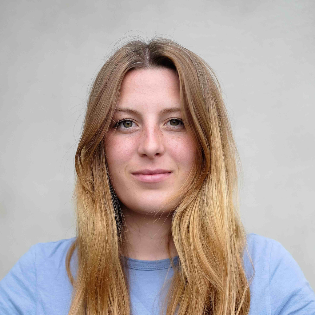 Lisa Renner's Instagram, Twitter & Facebook on IDCrawl