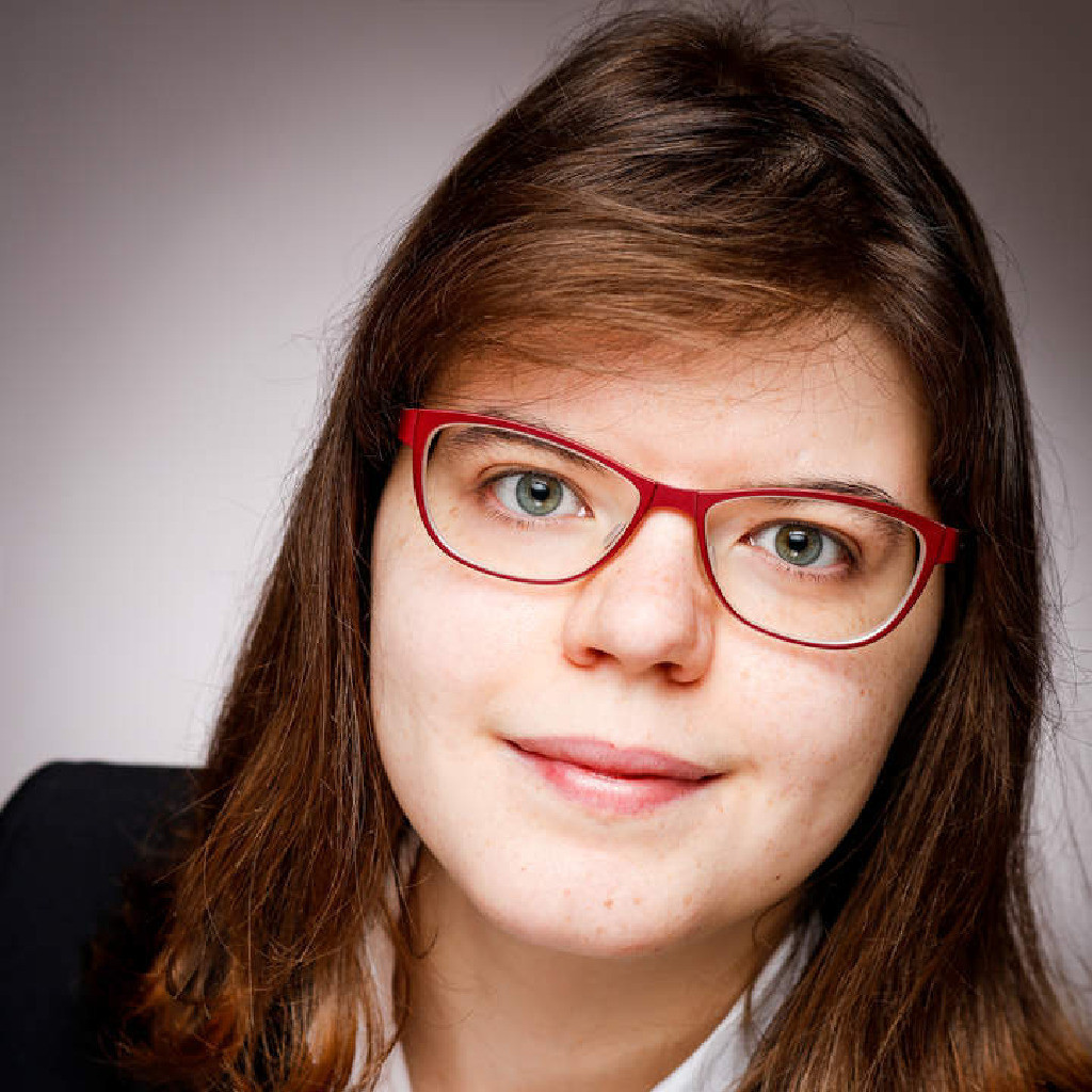 Julia Ebeling - Mentor/Manager - umlaut - Part of Accenture | XING