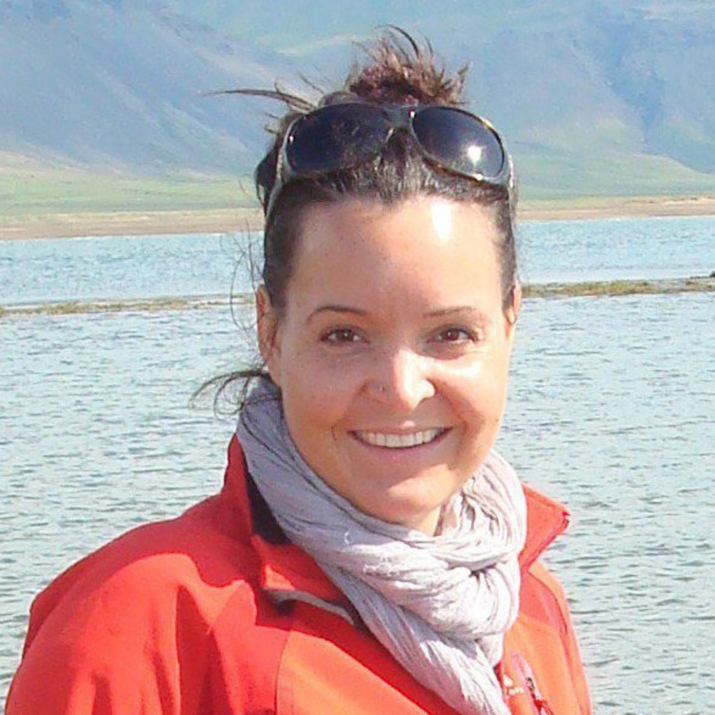 Jaqueline Trinkler-Dinneen - CEO - The Farm Campus AG | XING