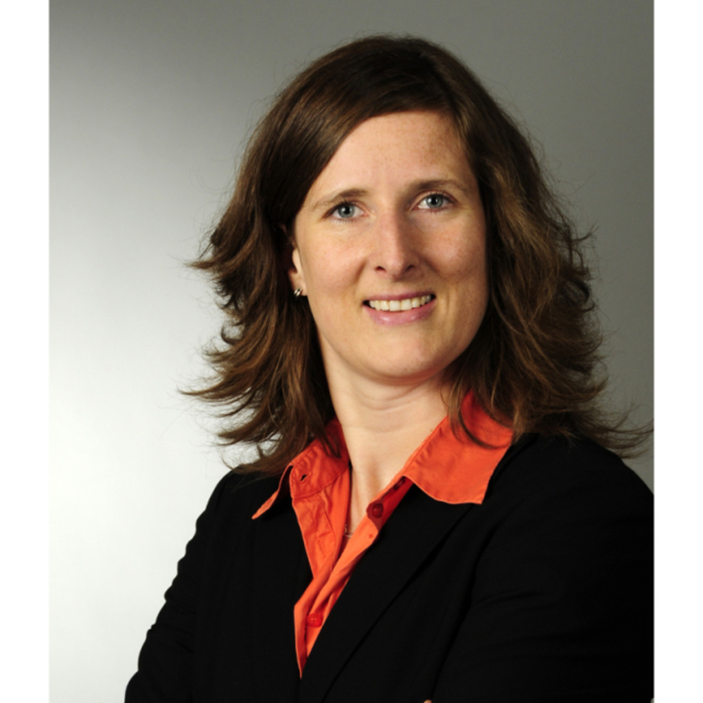 Stephanie Müller - Service Manager Cloud Infrastruktur - Daimler AG ...