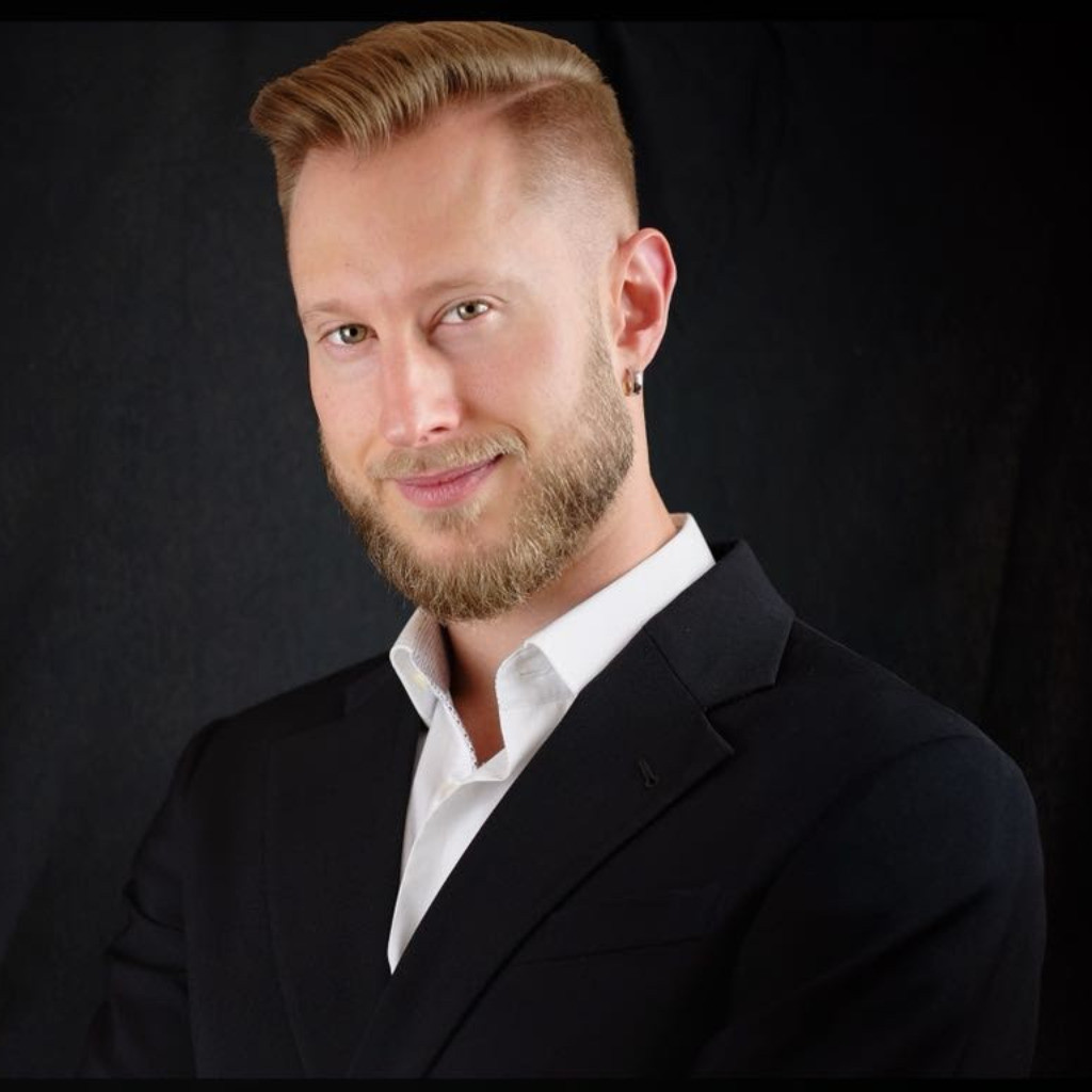 Christopher Tomas - IT Expert (Cloud Services) - Vector Informatik GmbH ...