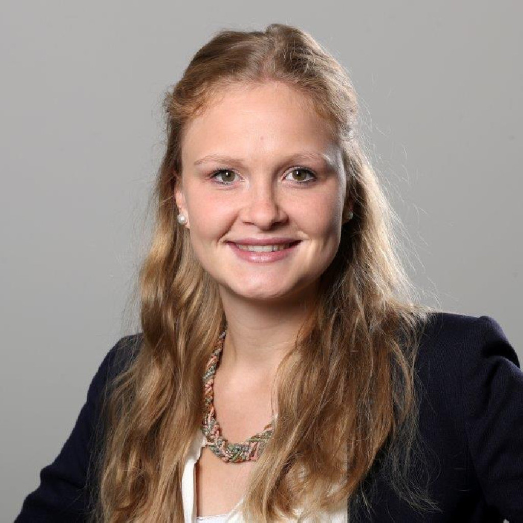 Julia Schimpf - Customer Contract Management - Staatliches Hofbräuhaus ...