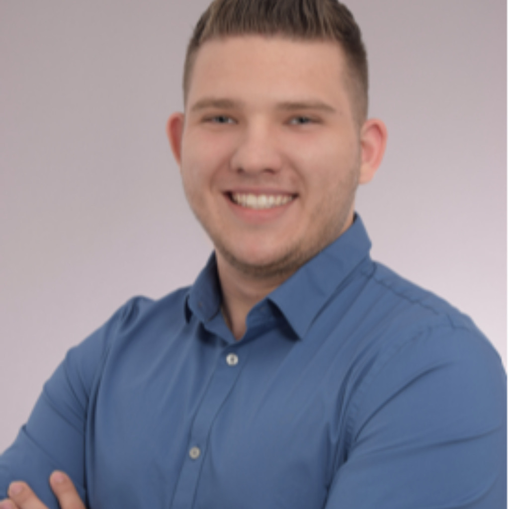 Alexander Kern - Produktionsbereichsleiter - Welser Profile | XING