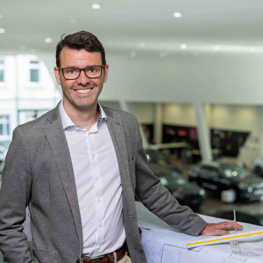 Dipl.-Ing. Adriano R. Soares - Abteilungsleiter Bauwesen / Einkauf ...