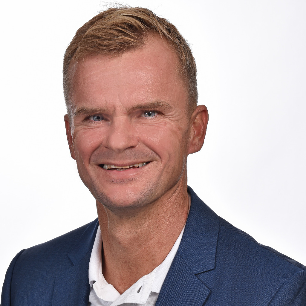 Rolf Alexander Gromer - Fertigung- und Strukturplanung Presswerk - AUDI ...