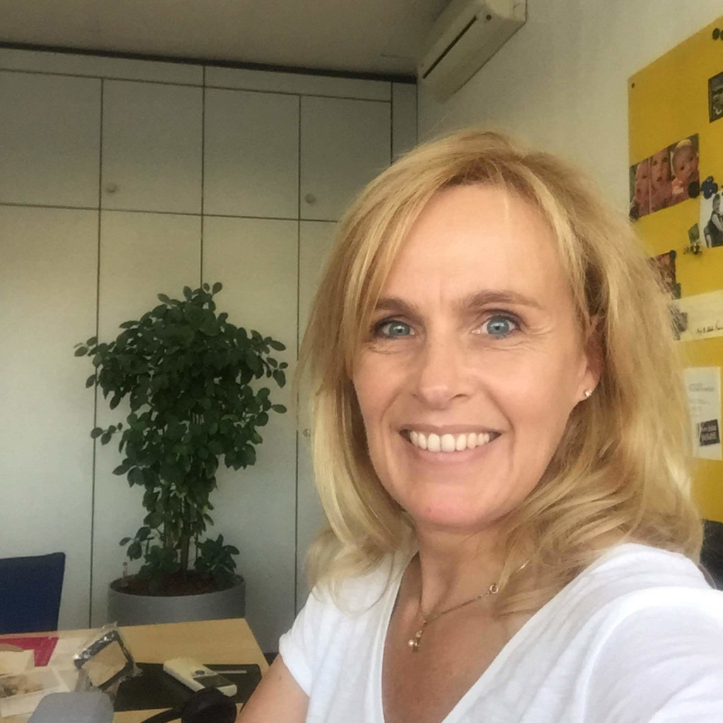 Karin Redeker - Expert Account Manager - Arvato Supply Chain Solutions | XING