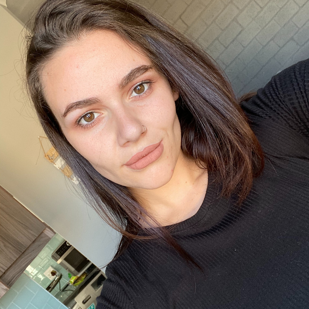 Caitlin Mac Gregor - Headhunter for the Creative & Advertising Industry ...