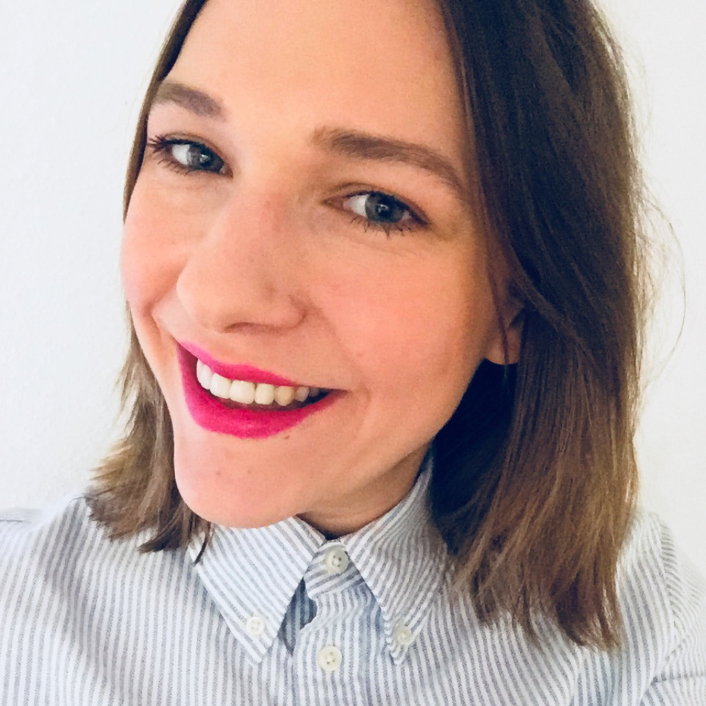 Anja Hirschberg - Englisch- und Kunstlehrerin, Social Media Management ...