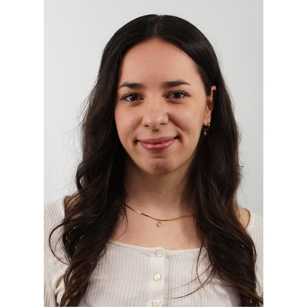 Julia Wirth - Fachberaterin Ausstellung & Vertriebsinnendienst - J.W ...