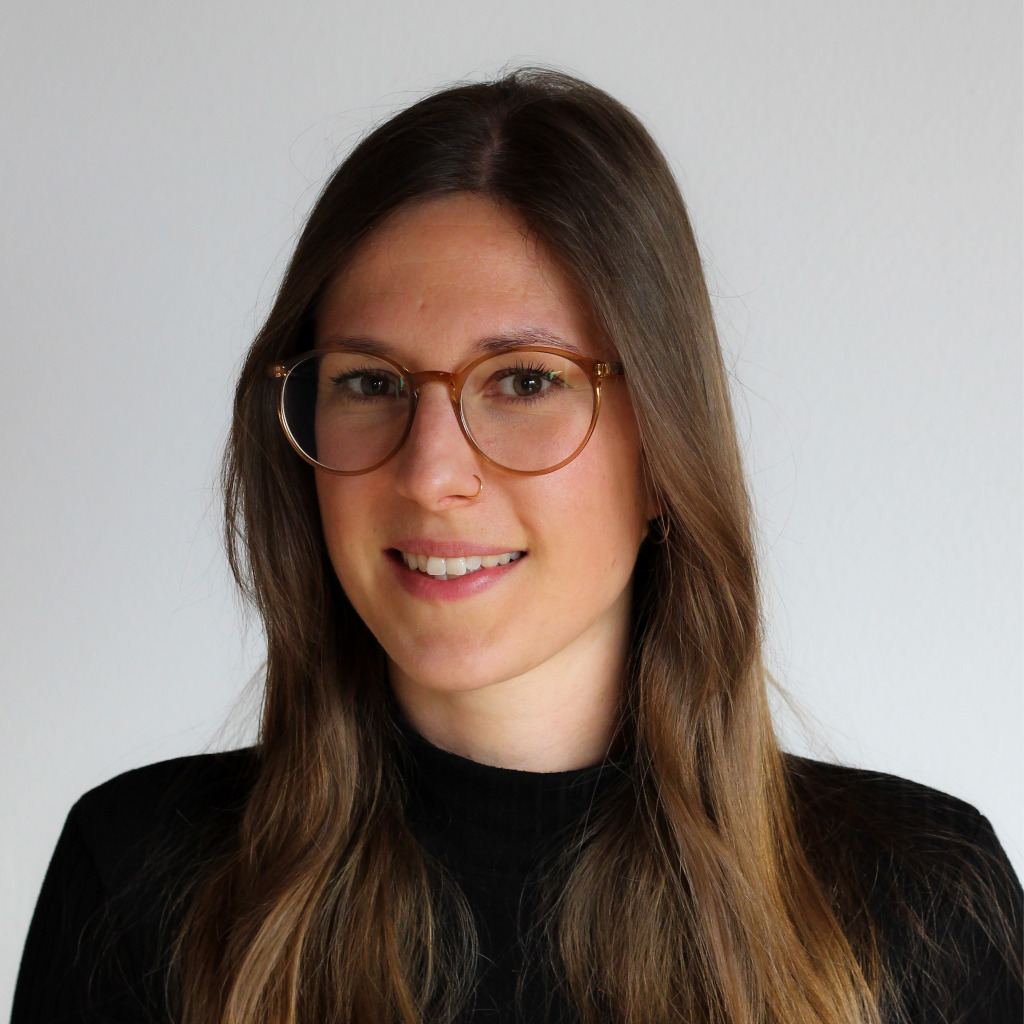 Julia Binder - Mitarbeiter Online Marketing - Internationale Bodensee ...